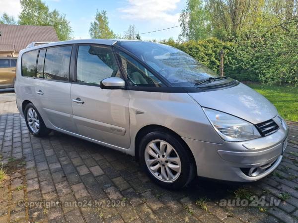 Grey Renault Espace 2006 in Tallinn, with an engine capacity of 2.00 L and mileage of 269 thousand km for 2200 €, photo 1 on AUTOMOTO.COM.LV