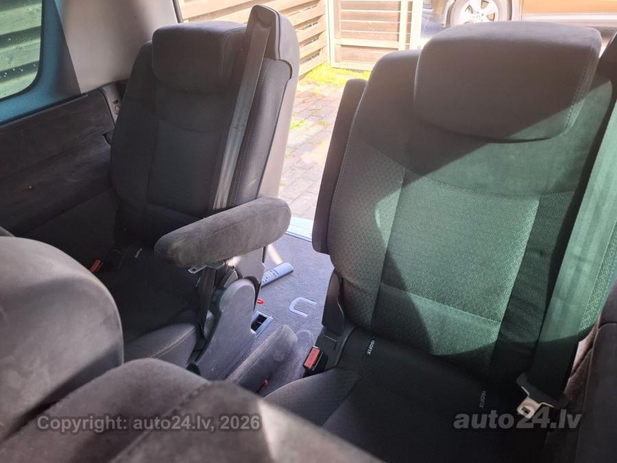 Grey Renault Espace 2006 in Tallinn, with an engine capacity of 2.00 L and mileage of 269 thousand km for 2200 €, photo 15 on AUTOMOTO.COM.LV