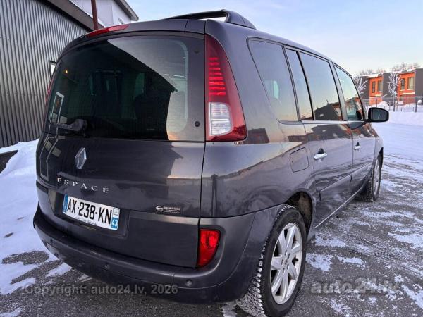 Pelēks Renault Espace 2011 Tallina, ar dzinēja tilpumu 2.00 L un nobraukumu 229 tūkst. km par 3599 €, foto 3 vietnē AUTOMOTO.COM.LV