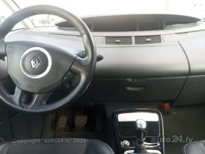 Pelēks Renault Espace 2011 Narva, ar dzinēja tilpumu 2.00 L un nobraukumu 2 tūkst. km par 5499 €, foto 12 vietnē AUTOMOTO.COM.LV