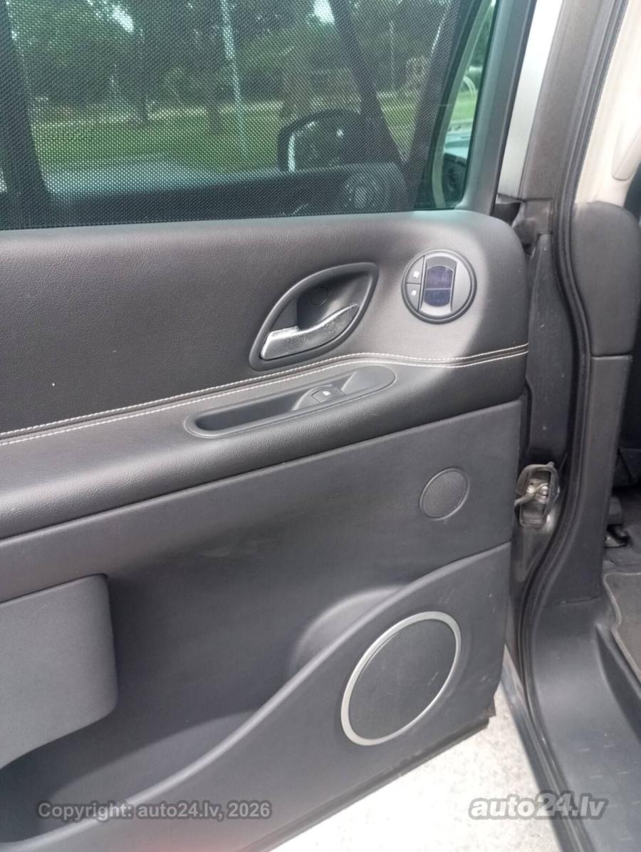 Pelēks Renault Espace 2011 Narva, ar dzinēja tilpumu 2.00 L un nobraukumu 2 tūkst. km par 5499 €, foto 14 vietnē AUTOMOTO.COM.LV