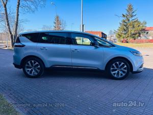 Grey Renault Espace 2018 in Tallinn, with an engine capacity of 1.60 L and mileage of 198 thousand km for 14950 €, photo 4 on AUTOMOTO.COM.LV