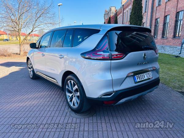 Pelēks Renault Espace 2018 Tallina, ar dzinēja tilpumu 1.60 L un nobraukumu 198 tūkst. km par 14950 €, foto 5 vietnē AUTOMOTO.COM.LV