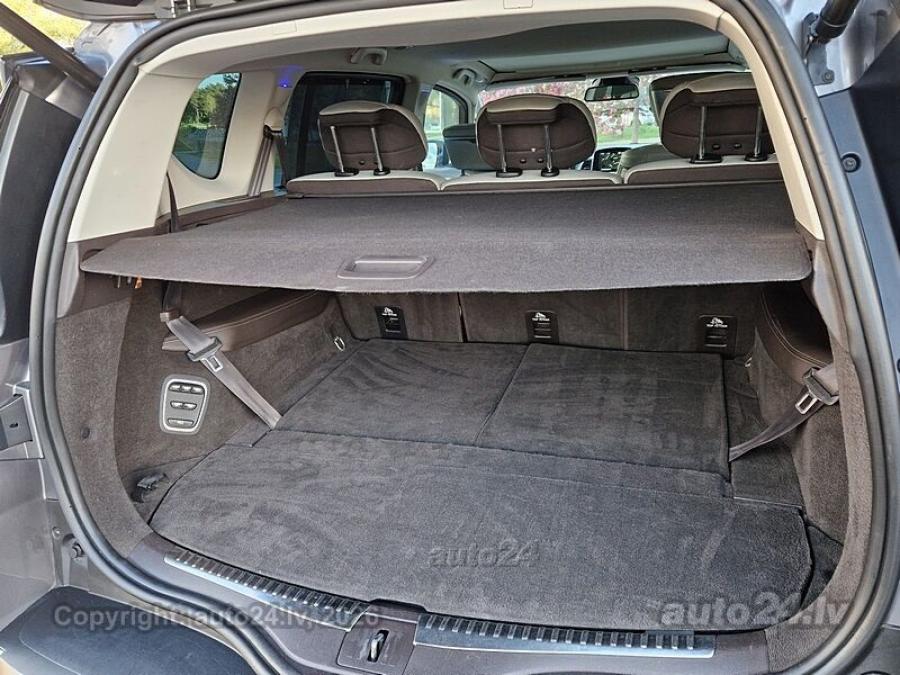 Pelēks Renault Espace 2018 Tallina, ar dzinēja tilpumu 1.60 L un nobraukumu 151 tūkst. km par 15950 €, foto 18 vietnē AUTOMOTO.COM.LV