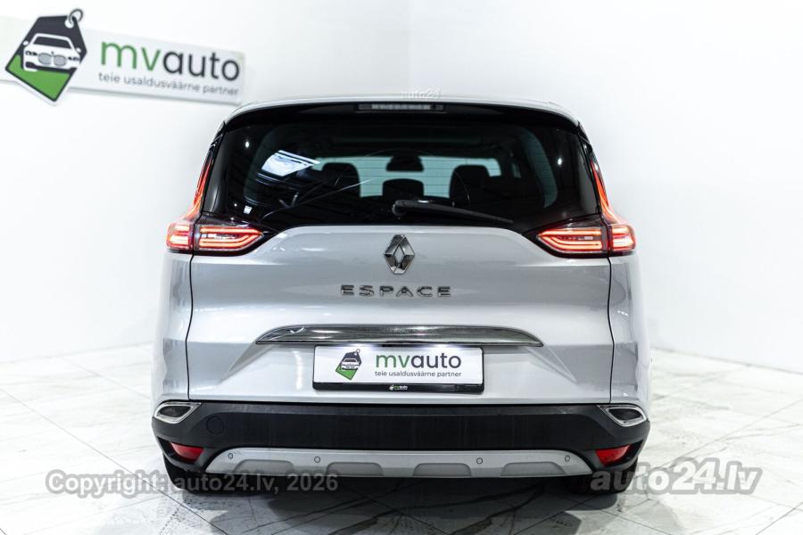 Pelēks Renault Espace 2018 Tallina, ar dzinēja tilpumu 1.60 L un nobraukumu 200 tūkst. km par 12990 €, foto 8 vietnē AUTOMOTO.COM.LV