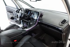 Pelēks Renault Espace 2018 Tallina, ar dzinēja tilpumu 1.60 L un nobraukumu 200 tūkst. km par 12990 €, foto 18 vietnē AUTOMOTO.COM.LV