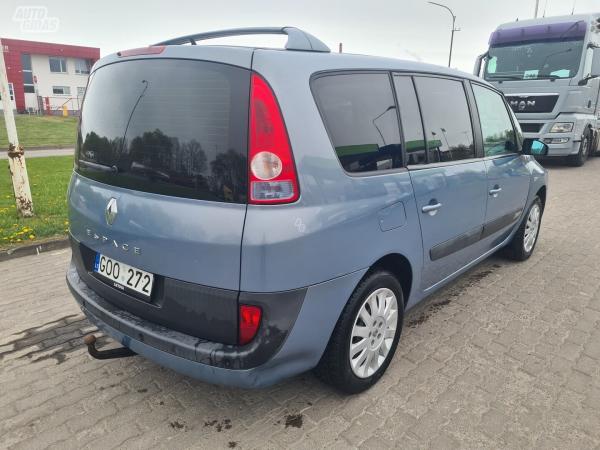 Renault Espace 2005 Klaipėda, ar dzinēja tilpumu 1.90 L un nobraukumu 236 tūkst. km par 1500 €, foto 2 vietnē AUTOMOTO.COM.LV