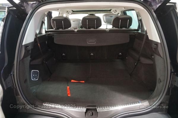 Renault Espace 2016 in Tallinn, with an engine capacity of 1.60 L and mileage of 213 thousand km for 12990 €, photo 11 on AUTOMOTO.COM.LV