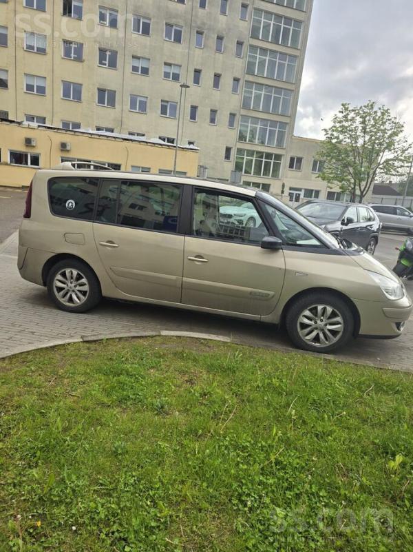 Renault Espace 2008 Rīga, ar dzinēja tilpumu 2.00 L un nobraukumu 250 tūkst. km par 14500 €, foto 2 vietnē AUTOMOTO.COM.LV