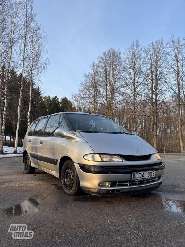 Renault Espace 1997 in Ignalina, with an engine capacity of 2.20 L and mileage of 325 thousand km for 750 €, photo 3 on AUTOMOTO.COM.LV