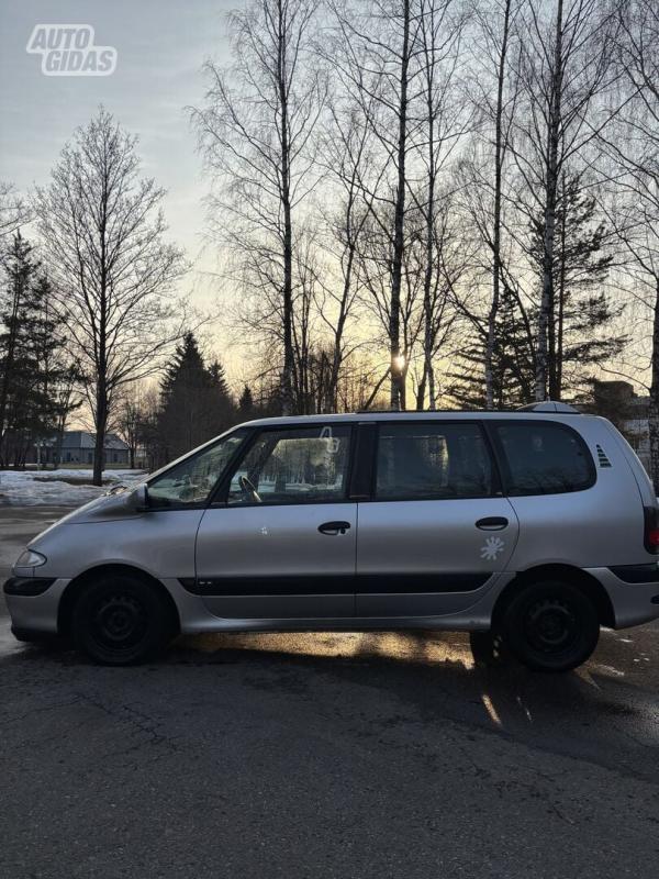 Renault Espace 1997 in Ignalina, with an engine capacity of 2.20 L and mileage of 325 thousand km for 750 €, photo 6 on AUTOMOTO.COM.LV