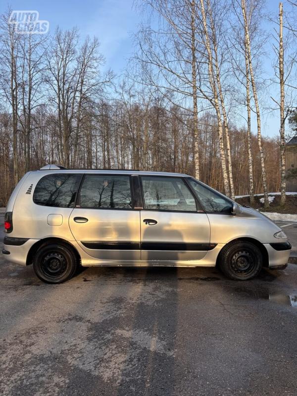 Renault Espace 1997 in Ignalina, with an engine capacity of 2.20 L and mileage of 325 thousand km for 750 €, photo 7 on AUTOMOTO.COM.LV