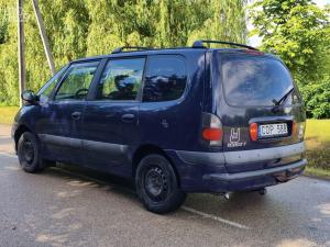 Renault Espace 1999 in Jonava, with an engine capacity of 2.00 L and mileage of 408 thousand km for 1000 €, photo 6 on AUTOMOTO.COM.LV