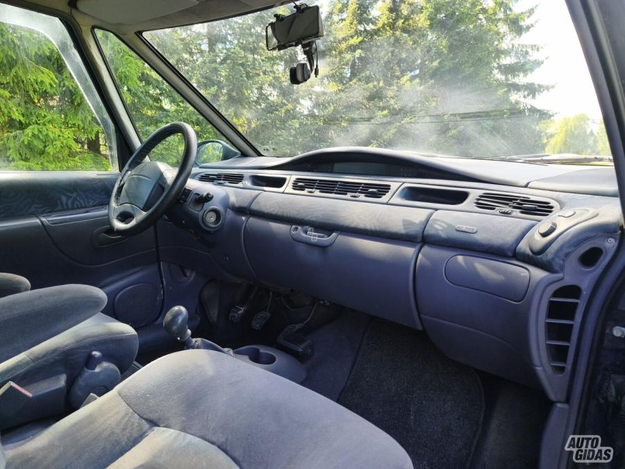 Renault Espace 1999 in Jonava, with an engine capacity of 2.00 L and mileage of 408 thousand km for 1000 €, photo 26 on AUTOMOTO.COM.LV