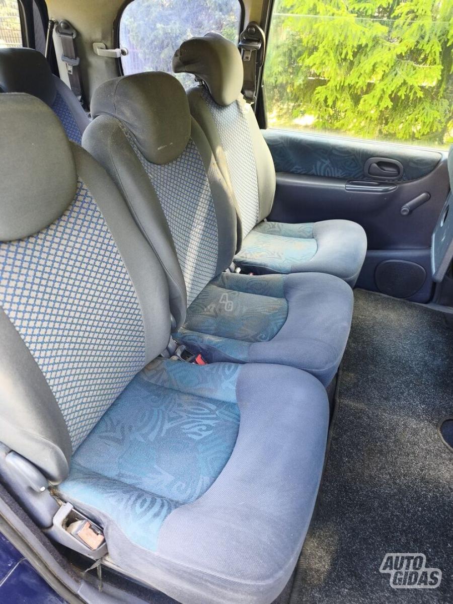 Renault Espace 1999 in Jonava, with an engine capacity of 2.00 L and mileage of 408 thousand km for 1000 €, photo 27 on AUTOMOTO.COM.LV