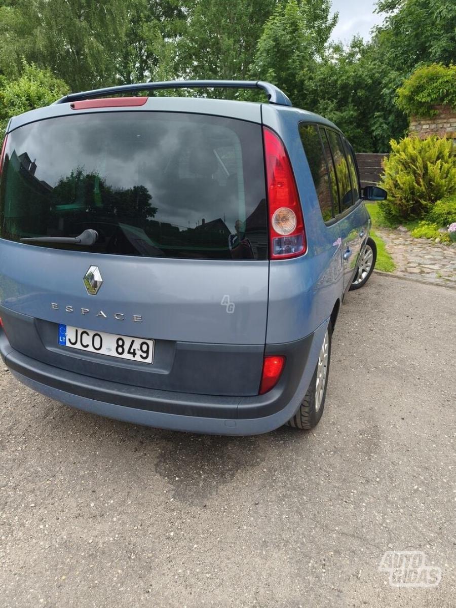 Renault Espace 2003 Šauļi, ar dzinēja tilpumu 2.20 L un nobraukumu 103 tūkst. km par 1700 €, foto 10 vietnē AUTOMOTO.COM.LV