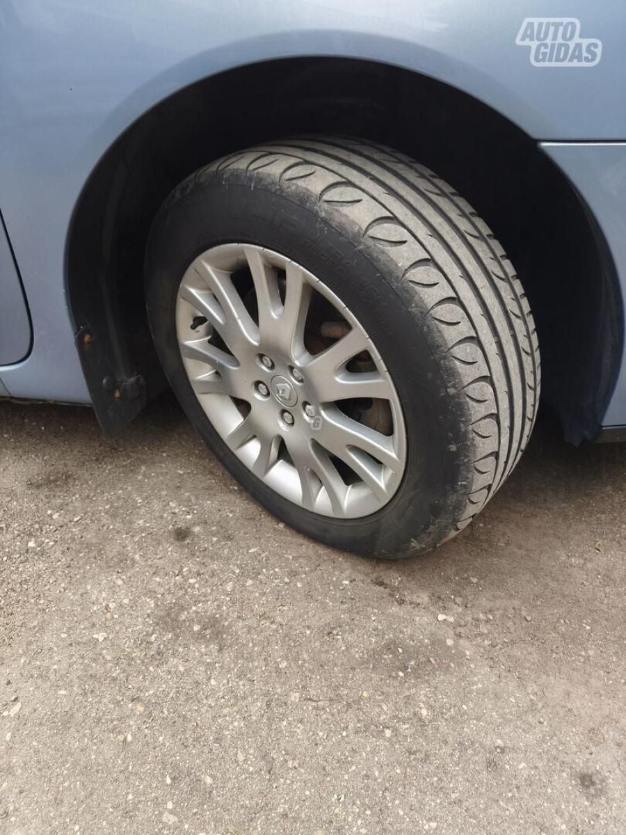 Renault Espace 2003 Šauļi, ar dzinēja tilpumu 2.20 L un nobraukumu 103 tūkst. km par 1700 €, foto 11 vietnē AUTOMOTO.COM.LV