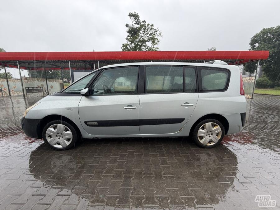 Renault Espace 2003 in Vilnius, with an engine capacity of 2.20 L and mileage of 325 thousand km for 900 €, photo 3 on AUTOMOTO.COM.LV
