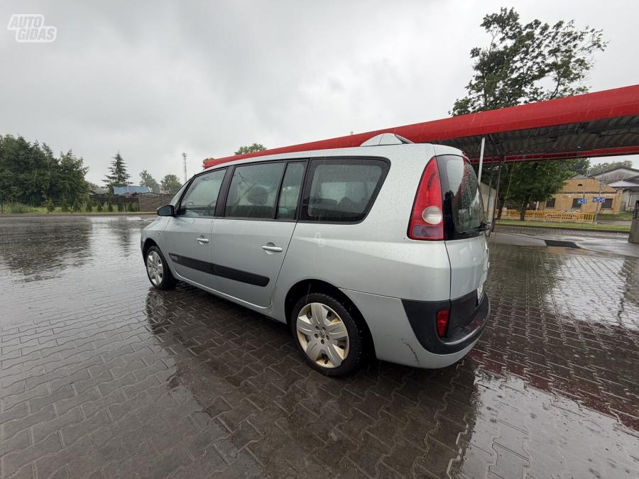 Renault Espace 2003 in Vilnius, with an engine capacity of 2.20 L and mileage of 325 thousand km for 900 €, photo 6 on AUTOMOTO.COM.LV