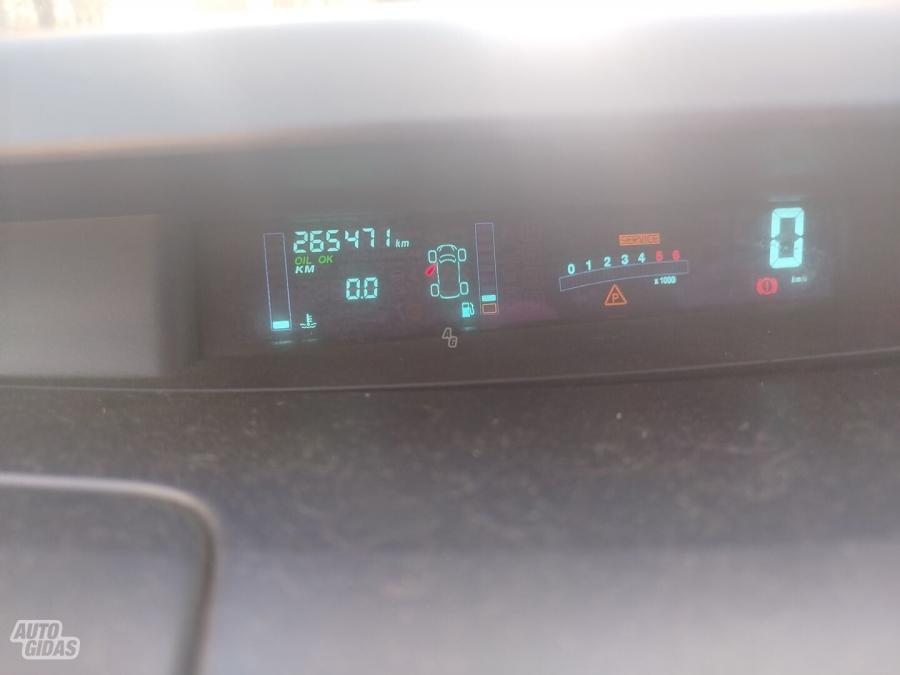 Renault Espace 2003 in Kaunas, with an engine capacity of 2.20 L and mileage of 265 thousand km for 999 €, photo 4 on AUTOMOTO.COM.LV