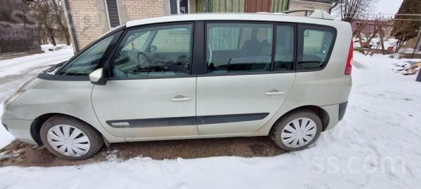 Renault Espace 2004 Daugavpils, ar dzinēja tilpumu 2.20 L un nobraukumu 225 tūkst. km par 1450 €, foto 1 vietnē AUTOMOTO.COM.LV