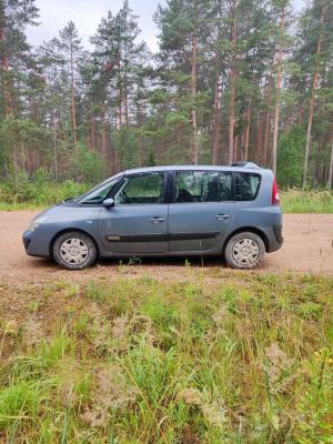 Renault Espace 2004 Rīga, ar dzinēja tilpumu 1.90 L un nobraukumu 319 tūkst. km par 1500 €, foto 4 vietnē AUTOMOTO.COM.LV