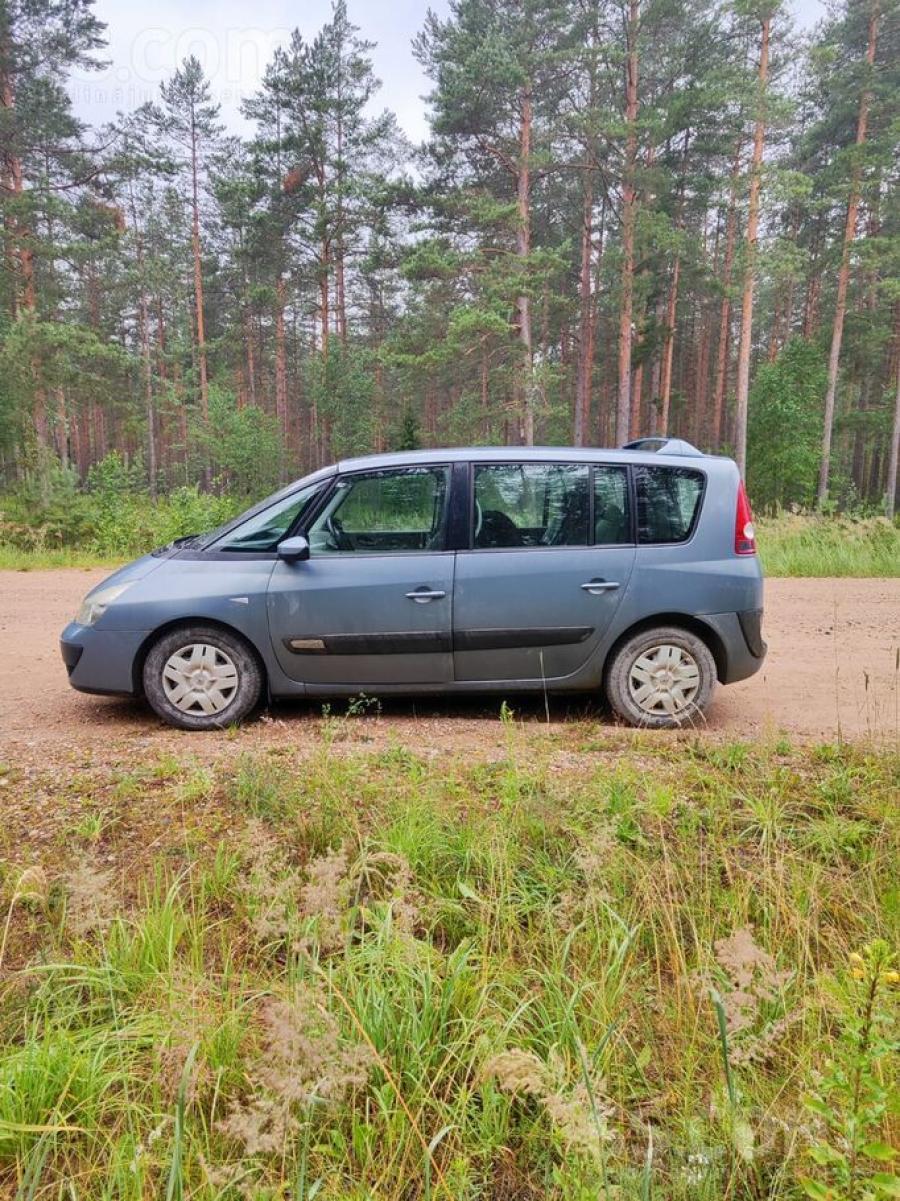 Renault Espace 2004 Rīga, ar dzinēja tilpumu 1.90 L un nobraukumu 319 tūkst. km par 1500 €, foto 4 vietnē AUTOMOTO.COM.LV
