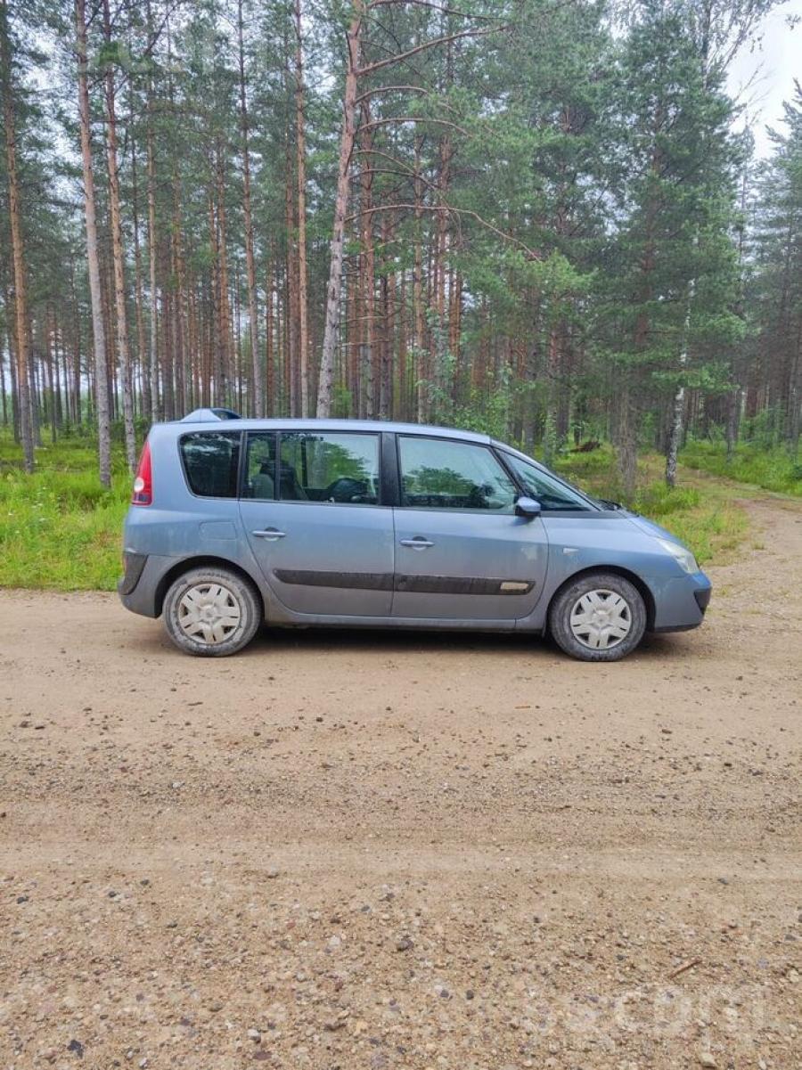 Renault Espace 2004 Rīga, ar dzinēja tilpumu 1.90 L un nobraukumu 319 tūkst. km par 1500 €, foto 5 vietnē AUTOMOTO.COM.LV