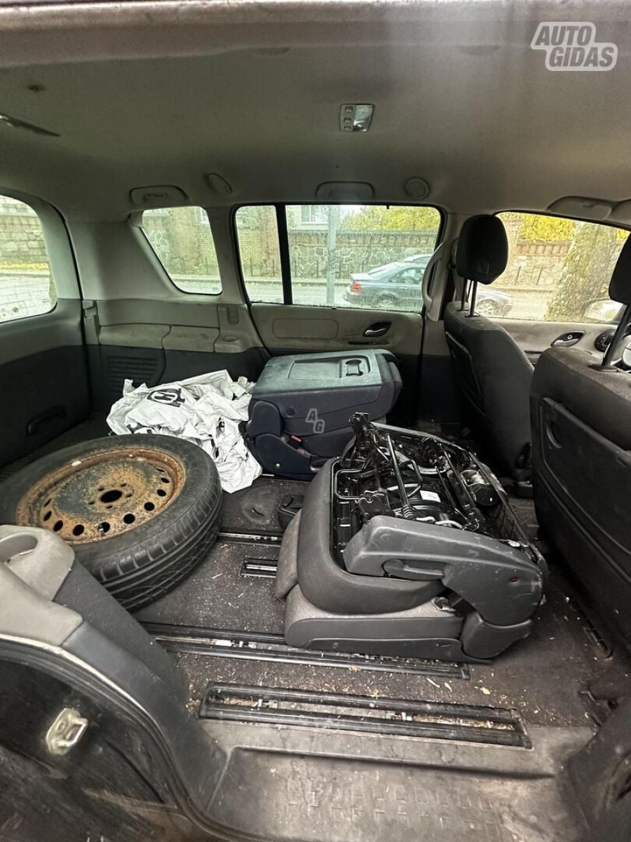 Renault Espace 2005 Rietavas, ar dzinēja tilpumu 1.90 L un nobraukumu 190 tūkst. km par 500 €, foto 5 vietnē AUTOMOTO.COM.LV