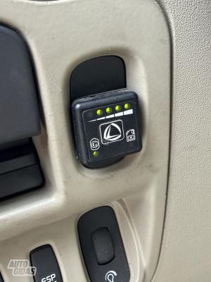 Renault Espace 2006 Kauņa, ar dzinēja tilpumu 2.00 L un nobraukumu 286 tūkst. km par 1750 €, foto 16 vietnē AUTOMOTO.COM.LV