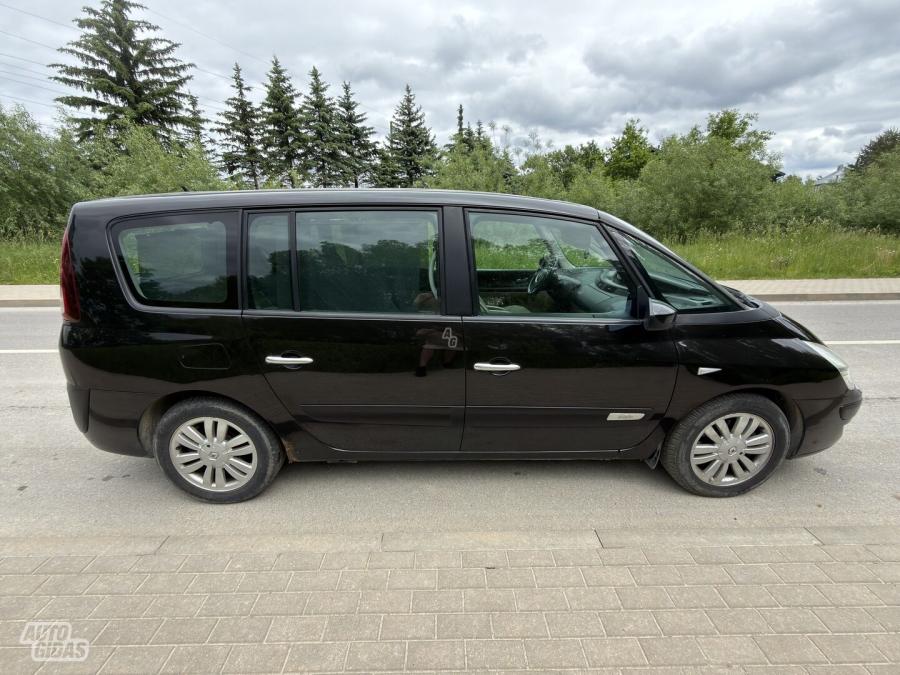 Renault Espace 2006 Kauņa, ar dzinēja tilpumu 2.00 L un nobraukumu 286 tūkst. km par 1750 €, foto 18 vietnē AUTOMOTO.COM.LV