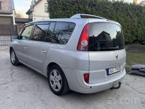 Renault Espace 2006 Rīga, ar dzinēja tilpumu 2.20 L un nobraukumu 288 tūkst. km par 2300 €, foto 4 vietnē AUTOMOTO.COM.LV