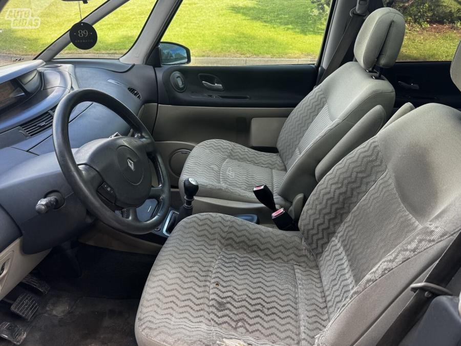 Renault Espace 2006 in Siauliai, with an engine capacity of 2.00 L and mileage of 295 thousand km for 980 €, photo 11 on AUTOMOTO.COM.LV