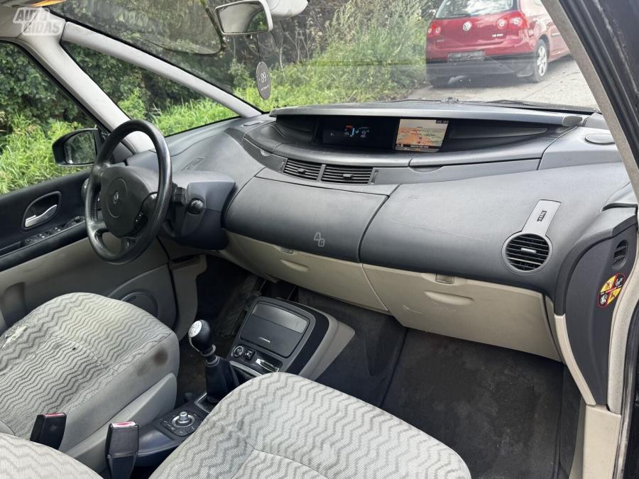 Renault Espace 2006 in Siauliai, with an engine capacity of 2.00 L and mileage of 295 thousand km for 980 €, photo 12 on AUTOMOTO.COM.LV