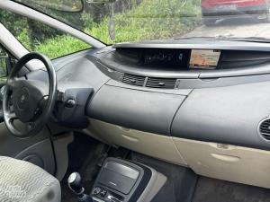 Renault Espace 2006 in Siauliai, with an engine capacity of 2.00 L and mileage of 295 thousand km for 980 €, photo 14 on AUTOMOTO.COM.LV