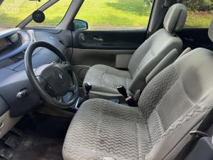 Renault Espace 2006 in Siauliai, with an engine capacity of 2.00 L and mileage of 295 thousand km for 980 €, photo 11 on AUTOMOTO.COM.LV