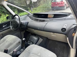 Renault Espace 2006 in Siauliai, with an engine capacity of 2.00 L and mileage of 295 thousand km for 980 €, photo 12 on AUTOMOTO.COM.LV