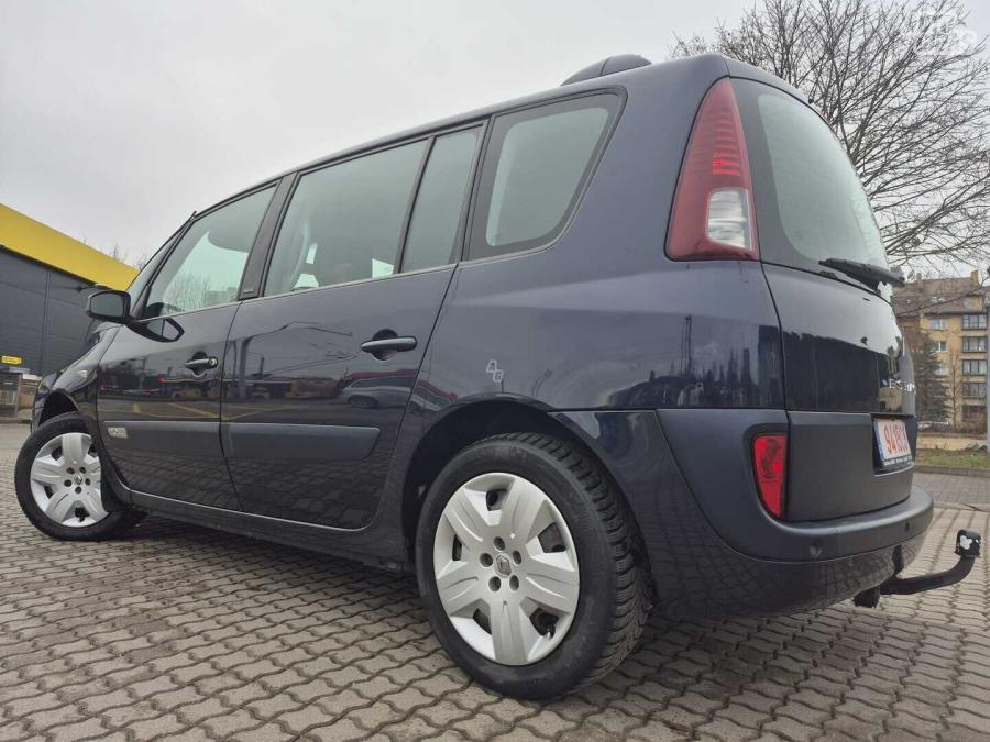 Renault Espace 2007 Viļņa, ar dzinēja tilpumu 2.00 L un nobraukumu 330 tūkst. km par 2750 €, foto 18 vietnē AUTOMOTO.COM.LV