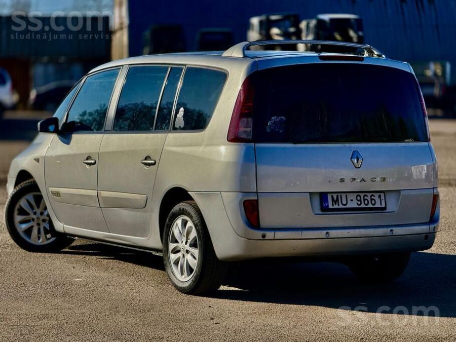 Renault Espace 2007 in Riga, with an engine capacity of 2.00 L and mileage of 360 thousand km for 1390 €, photo 4 on AUTOMOTO.COM.LV