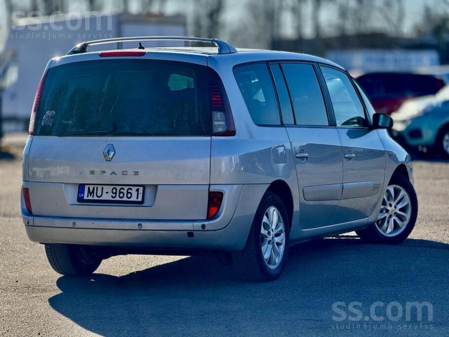 Renault Espace 2007 in Riga, with an engine capacity of 2.00 L and mileage of 360 thousand km for 1390 €, photo 5 on AUTOMOTO.COM.LV