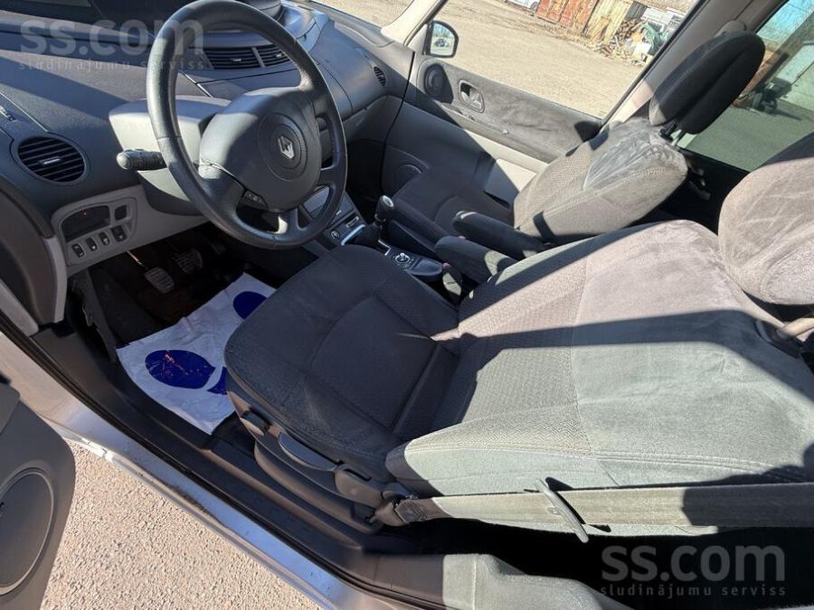 Renault Espace 2007 in Riga, with an engine capacity of 2.00 L and mileage of 360 thousand km for 1390 €, photo 9 on AUTOMOTO.COM.LV