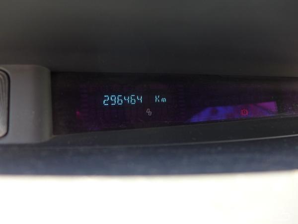Renault Espace 2007 in Kaunas, with an engine capacity of 2.00 L and mileage of 297 thousand km for 1000 €, photo 1 on AUTOMOTO.COM.LV