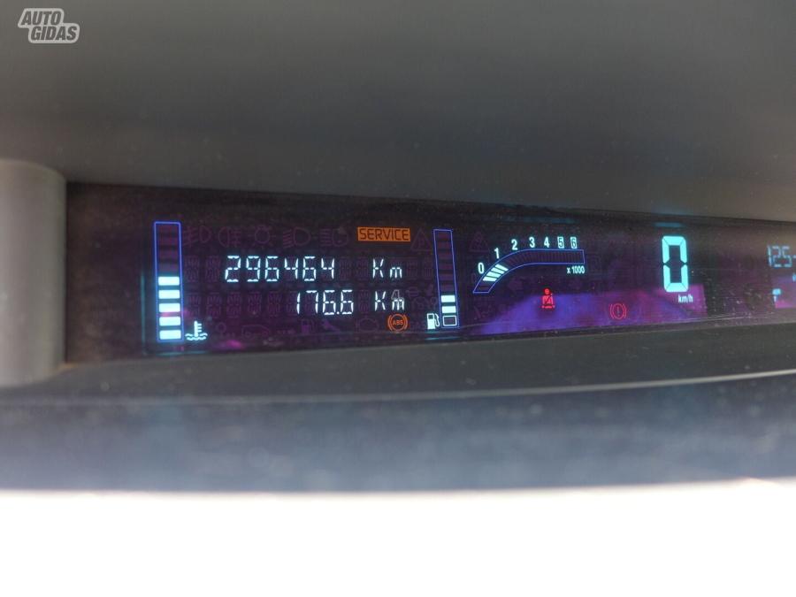 Renault Espace 2007 in Kaunas, with an engine capacity of 2.00 L and mileage of 297 thousand km for 1000 €, photo 4 on AUTOMOTO.COM.LV
