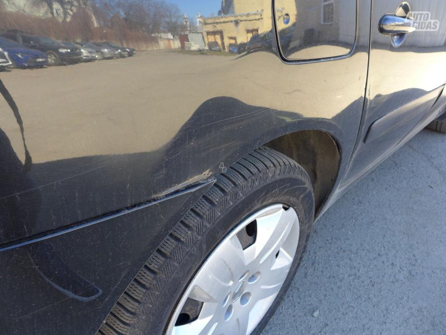 Renault Espace 2007 in Kaunas, with an engine capacity of 2.00 L and mileage of 297 thousand km for 1000 €, photo 10 on AUTOMOTO.COM.LV