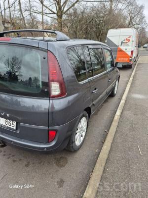 Renault Espace 2008 Rīga, ar dzinēja tilpumu 2.00 L un nobraukumu 385 tūkst. km par 1700 €, foto 4 vietnē AUTOMOTO.COM.LV