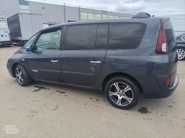 Renault Espace 2008 in Vilnius, with an engine capacity of 2.00 L and mileage of 302 thousand km for 1700 €, photo 9 on AUTOMOTO.COM.LV
