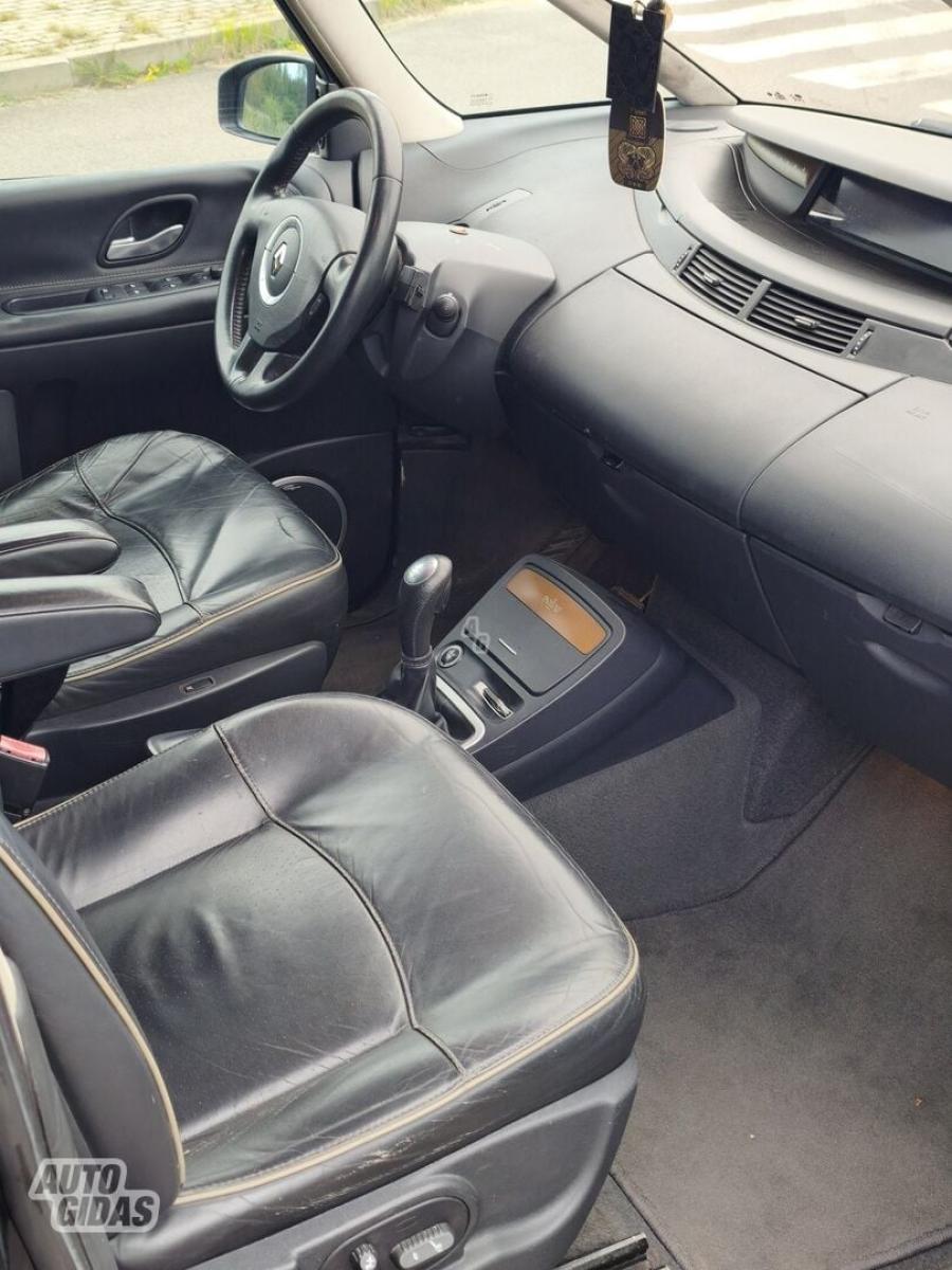 Renault Espace 2008 Viļņa, ar dzinēja tilpumu 2.00 L un nobraukumu 382 tūkst. km par 2500 €, foto 8 vietnē AUTOMOTO.COM.LV