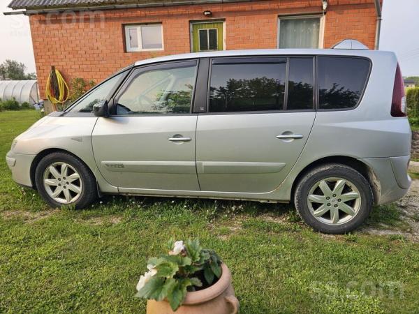Renault Espace 2010 Valka, ar dzinēja tilpumu 2.00 L un nobraukumu 399 tūkst. km par 2500 €, foto 1 vietnē AUTOMOTO.COM.LV