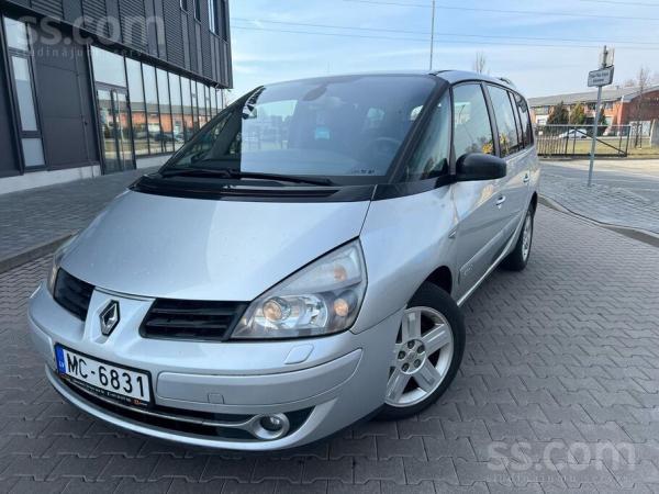 Renault Espace 2012 in Riga, with an engine capacity of 2.00 L and mileage of 279 thousand km for 2200 €, photo 3 on AUTOMOTO.COM.LV