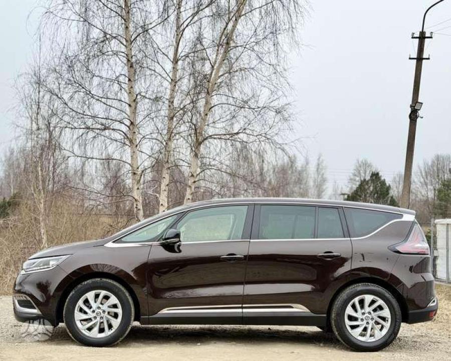 Renault Espace 2015 in Siauliai, with an engine capacity of 1.60 L and mileage of 219 thousand km for 9999 €, photo 14 on AUTOMOTO.COM.LV